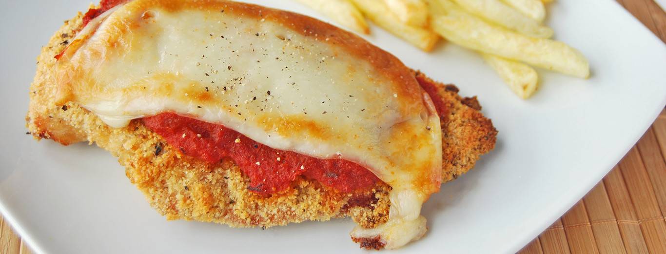 ¿Cómo preparar pechuga de pollo a la parmesana deliciosa?