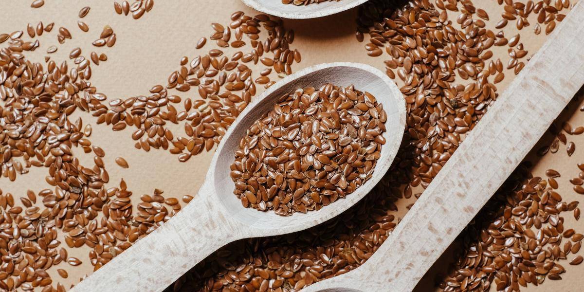 Descubre 20 recetas saludables con linaza molida y entera