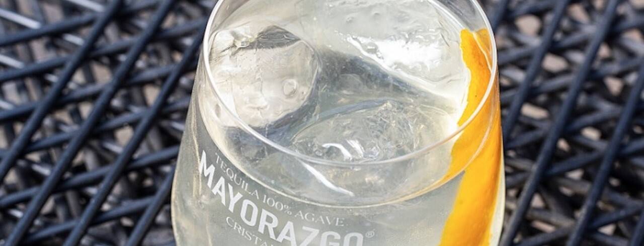 ¡Disfruta el delicioso coctel Beso de Ángel en casa!