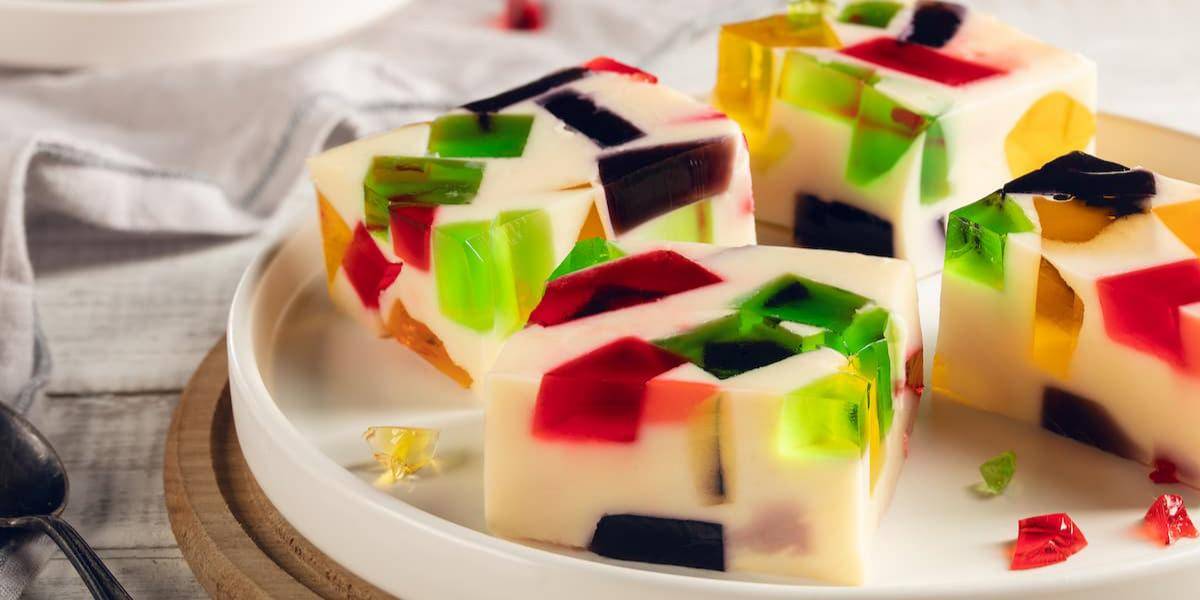 ¿Qué usos tiene la grenetina en la cocina y la repostería?